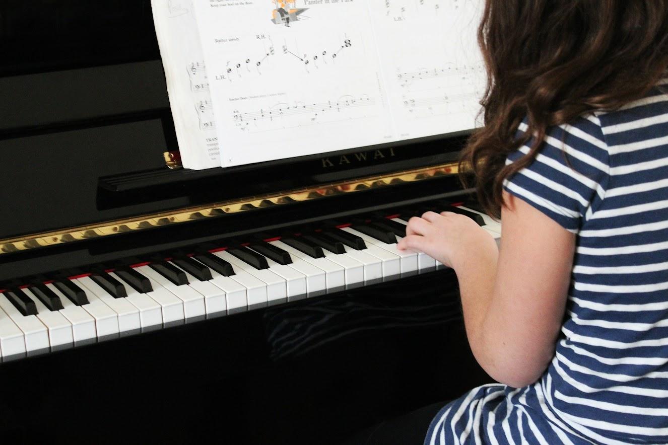 A Beginner’s Guide to Starting Piano Lessons in Ashburn - The Music Loft